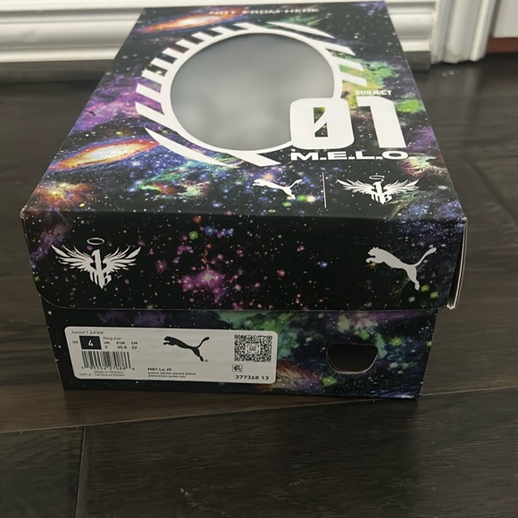 Puma | Shoes | Mb Lo Jk Puma Whitepuma Black Wore Only A Few Time Comes ...